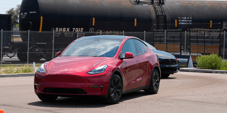 Teslas nya drag får Wall Street att sätta kaffet i halsen - Dagens PS